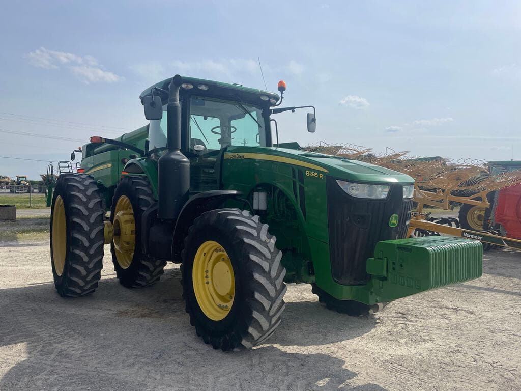 John Deere 8285R Tractors 175 to 299 HP for Sale | Tractor Zoom