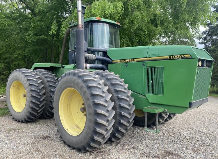 SOLD - 1993 John Deere 8870 Tractors 300 to 424 HP | Tractor Zoom