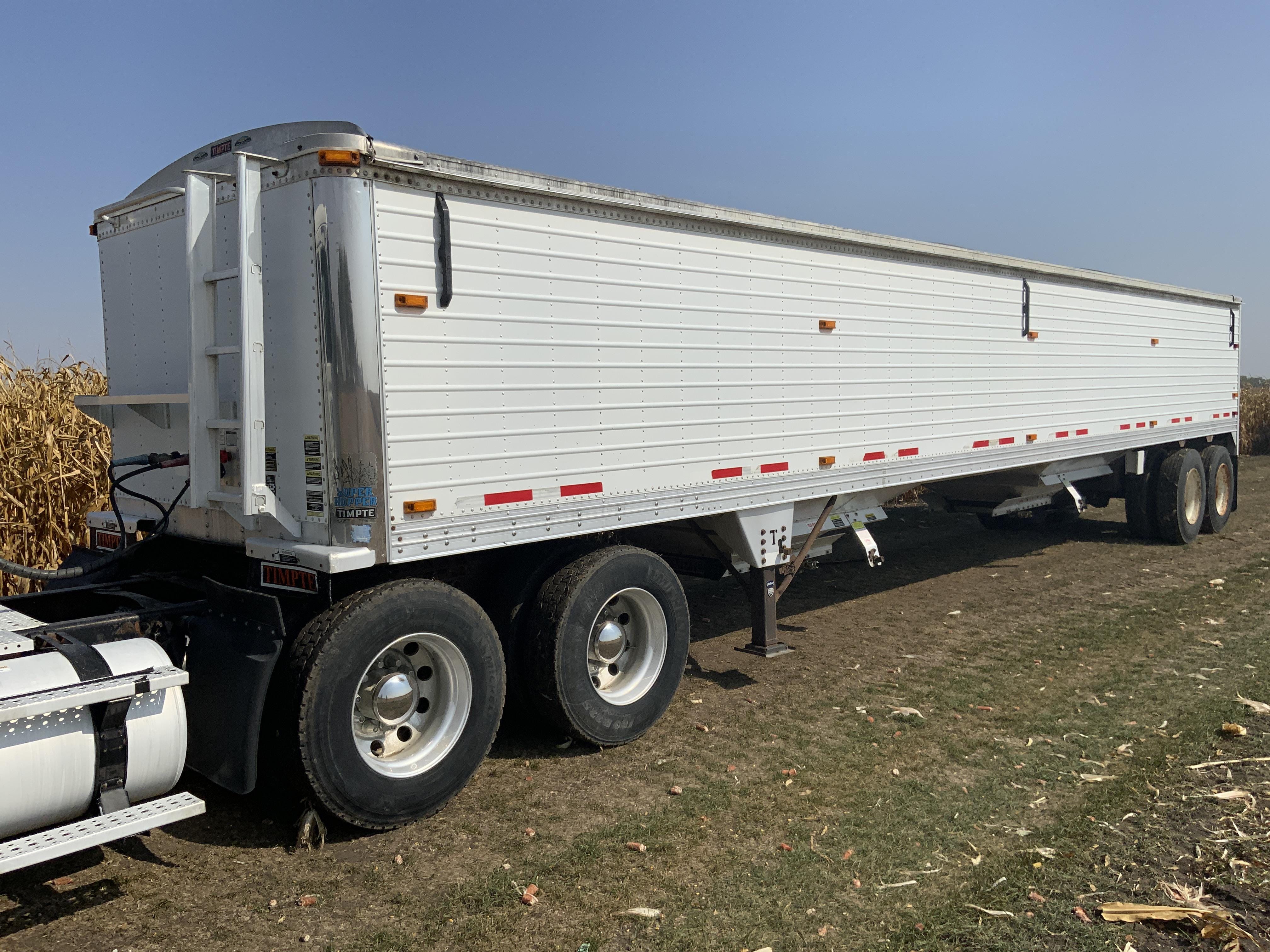 SOLD - 2006 Timpte Hopper Grain Trailer - 42ft, AG Hoppers, Roll Tarp ...