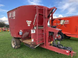 SOLD - Jaylor 4425 Lot No. 25 Hay and Forage | Tractor Zoom
