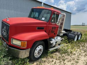 SOLD - 1996 Mack Model CH613 day cab semi, aluminum headache rack w ...