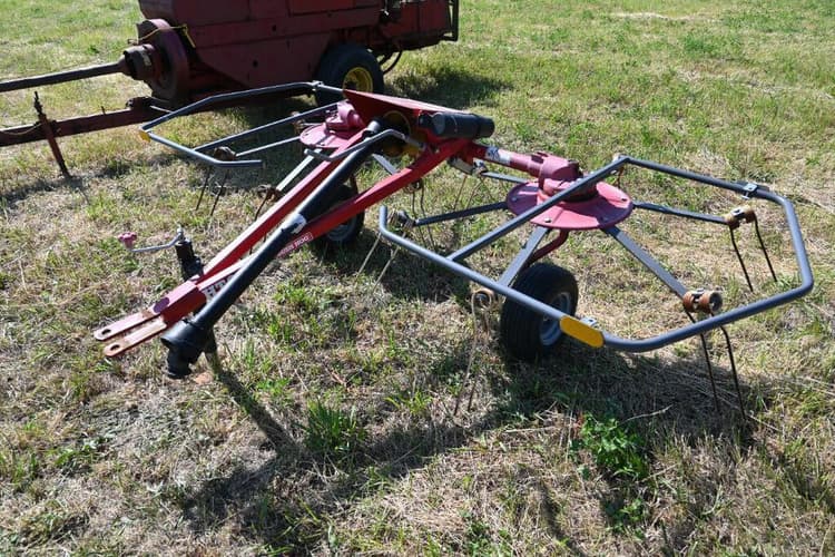 Bush Hog HT210 Hay and Forage Hay - Rakes/Tedders for Sale | Tractor Zoom