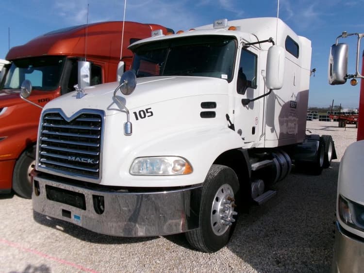 SOLD - 2018 Mack CXU613 Other Equipment Trucks | Tractor Zoom