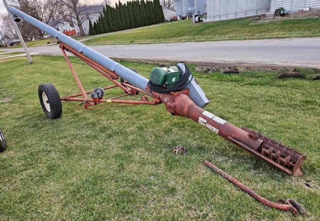 SOLD - Mayrath 8x30 Harvesting with --- Ft | Tractor Zoom