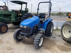 SOLD - New Holland TC33 Lot No. 16559 Tractors with 33 HP | Tractor Zoom