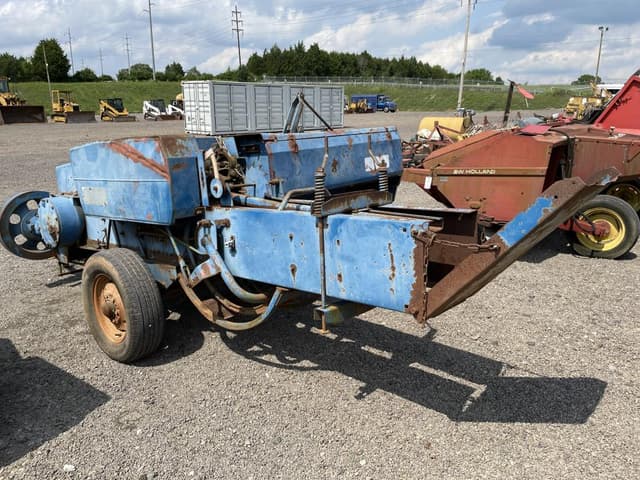 Ford 532 Hay and Forage Balers - Square for Sale | Tractor Zoom