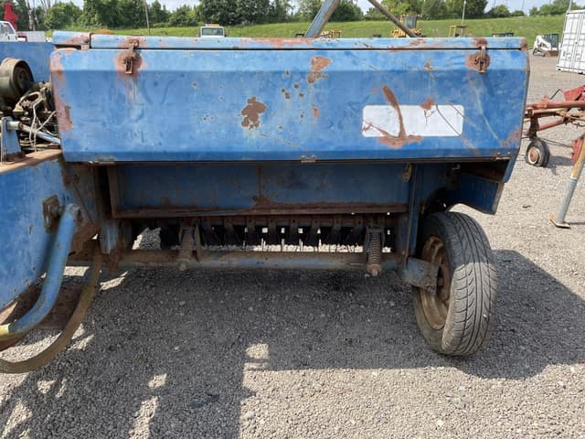 Ford 532 Hay and Forage Balers - Square for Sale | Tractor Zoom