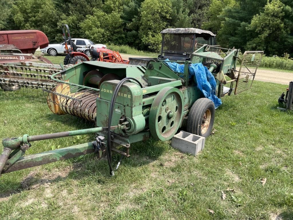 John Deere 24T Hay and Forage Balers - Square for Sale | Tractor Zoom