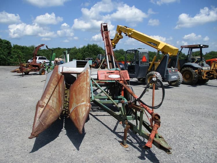 New Idea 309 Harvesting Forage Harvesters - Pull Type for Sale ...