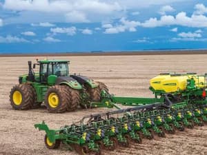2018 John Deere 9520R Stock No. EQ0133500 Tractors For Sale with 2,800 ...