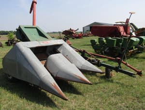 SOLD - 962. New Idea Model 324 Two Row Wide Picker / Sheller Harvesting ...