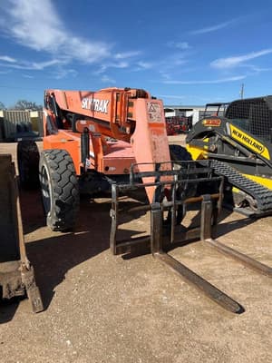 SOLD - 2014 Skytrak 8042 Lot No. 227 Construction with 3,800 Hrs ...