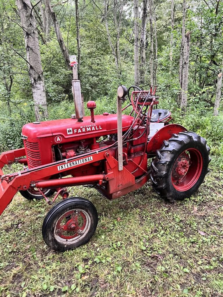 Tractor Zoom - 1941 Farmall A