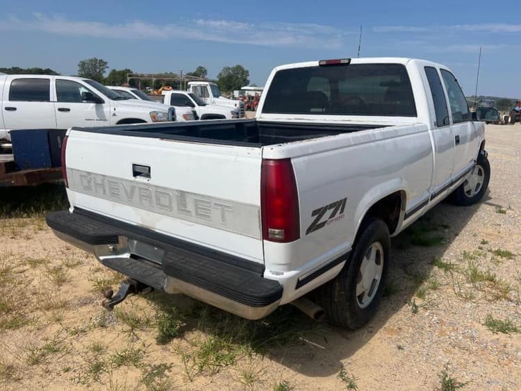 1997 Chevrolet 2500 Other Equipment Vehicles for Sale | Tractor Zoom