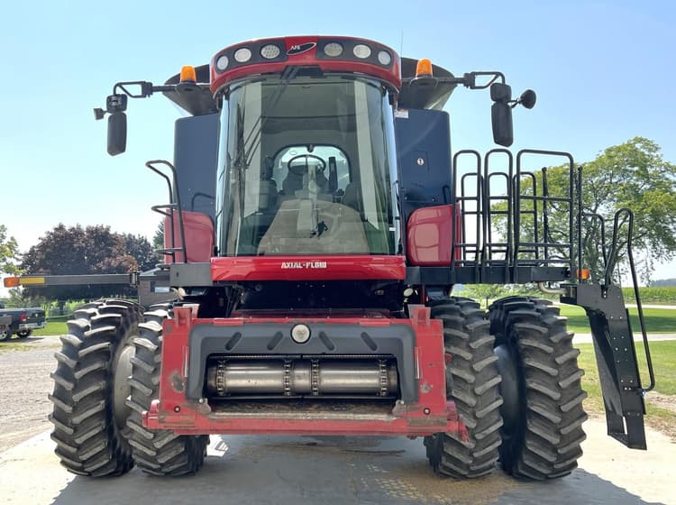 2005 Case IH AFX 8010 Combines Class 8 for Sale | Tractor Zoom
