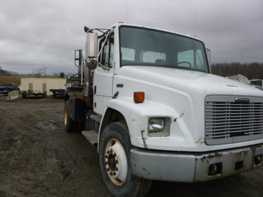1999 Freightliner FL70 Other Equipment Trucks for Sale | Tractor Zoom
