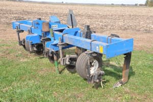 SOLD - DMI 500 Lot No. 1020 Tillage with 5 Shanks | Tractor Zoom
