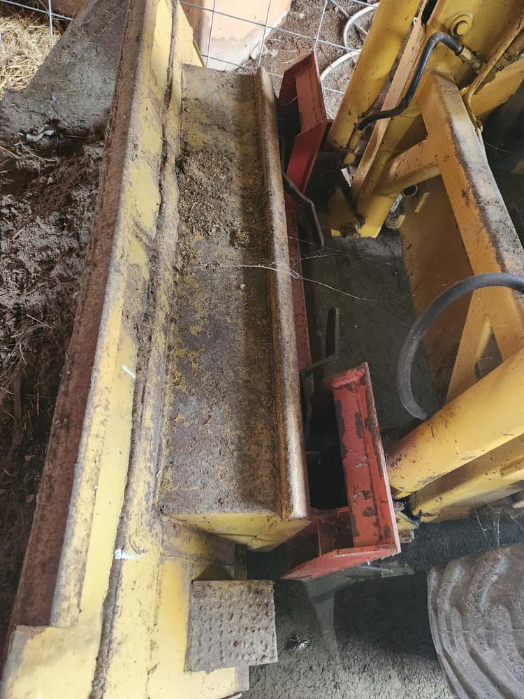 Case 1737 Construction Skid Steers for Sale | Tractor Zoom