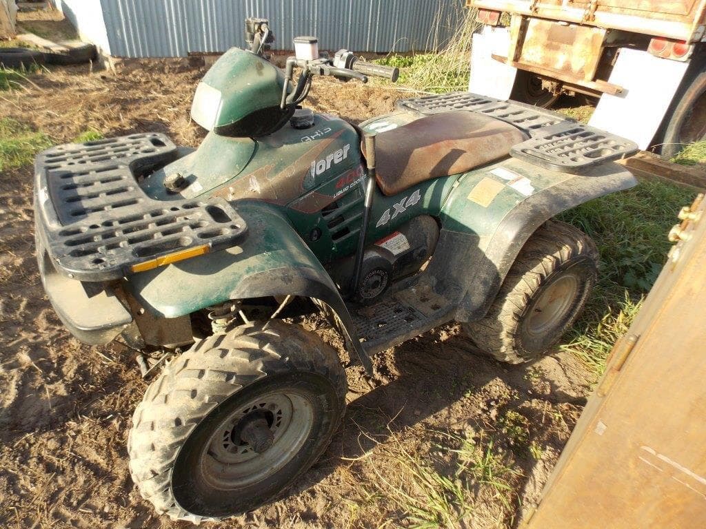 Tractor Zoom - Polaris Xplorer 400