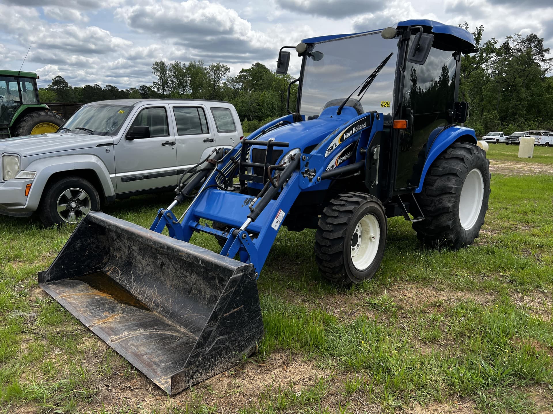 New Holland TC45DA Tractors 40 to 99 HP for Sale | Tractor Zoom