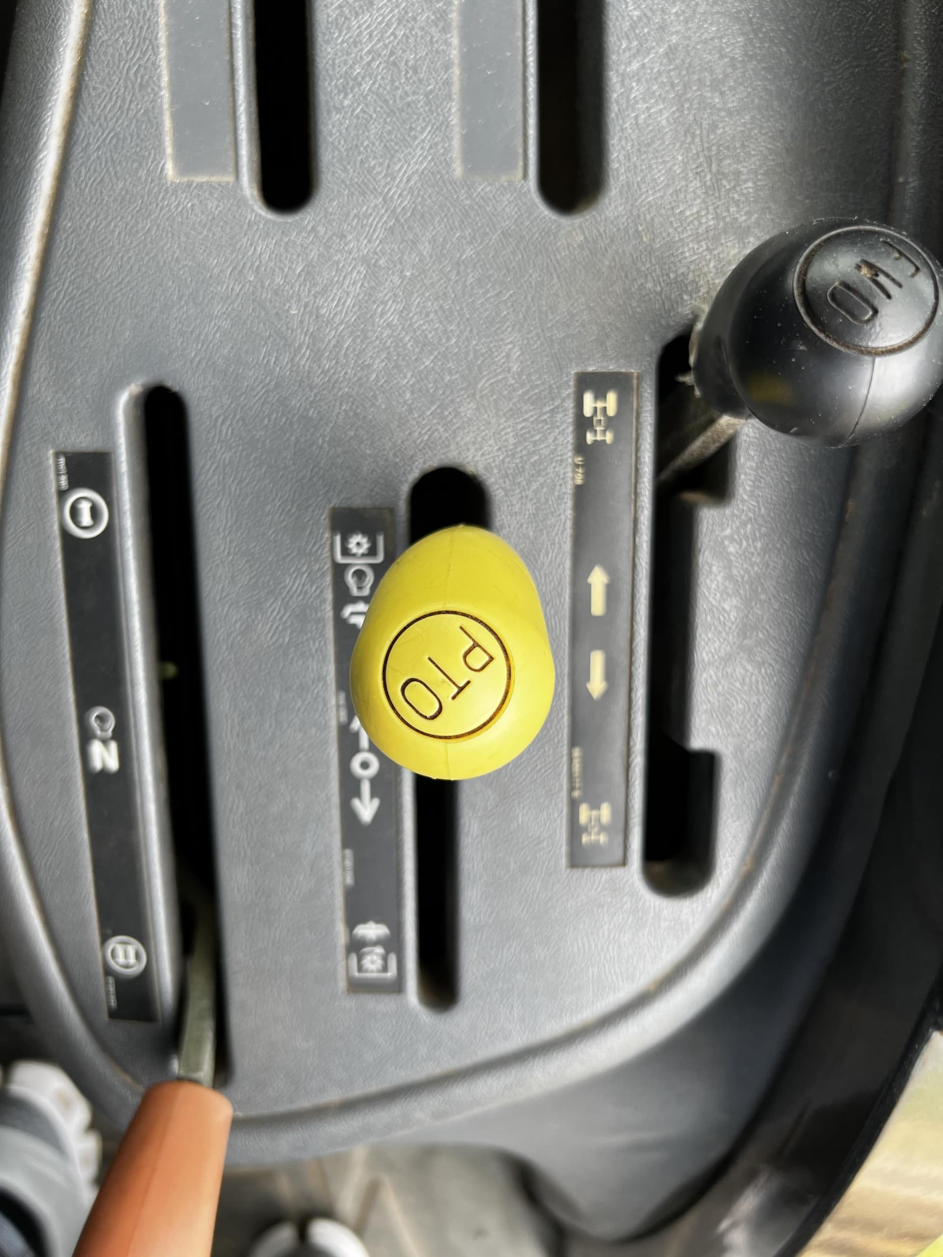 New Holland TC45DA Tractors 40 to 99 HP for Sale | Tractor Zoom