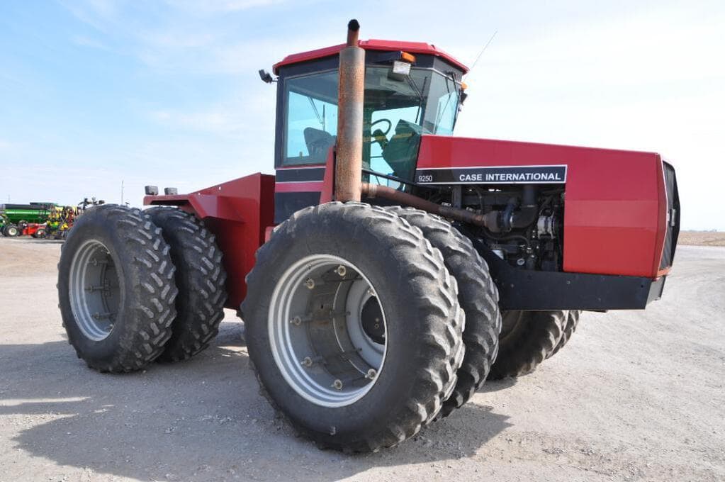 Case IH 9250 Tractors 300 or more HP for Sale | Tractor Zoom