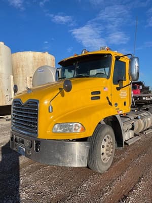 SOLD - 2015 Mack 600 Lot No. 500 Other Equipment with 511,153 mi ...