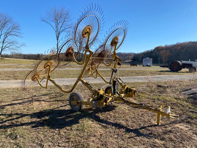 SOLD - Vermeer WR20 Hay and Forage Hay - Rakes/Tedders | Tractor Zoom
