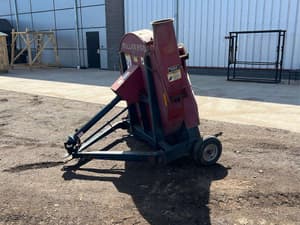 SOLD - 2000 Miller Pro 1060 Lot No. 59595 Hay and Forage | Tractor Zoom