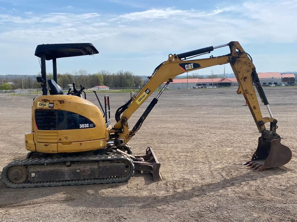 Caterpillar 303C Construction Compact Excavators for Sale | Tractor Zoom