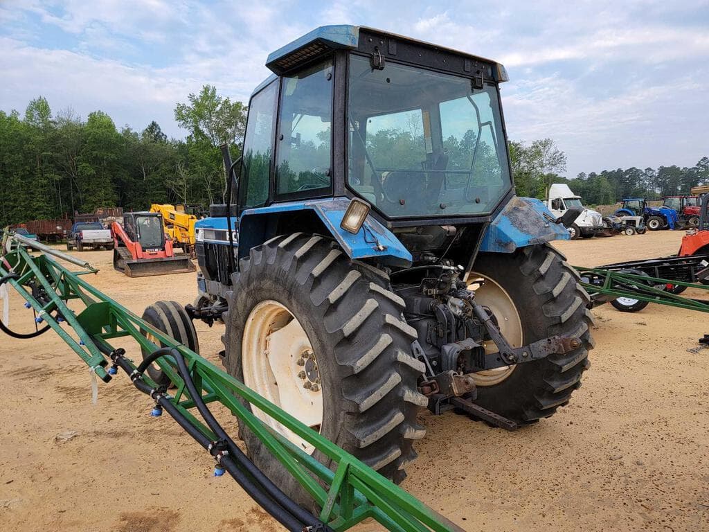 Ford 8240 Tractors 100 to 174 HP for Sale | Tractor Zoom