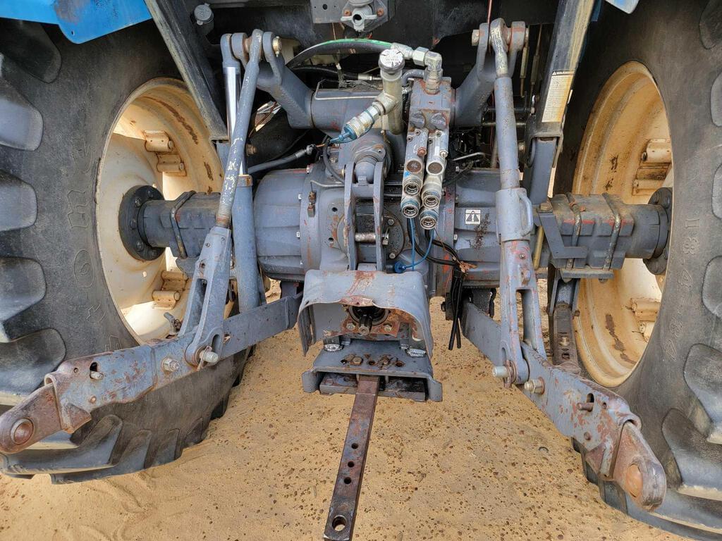 Ford 8240 Tractors 100 to 174 HP for Sale | Tractor Zoom