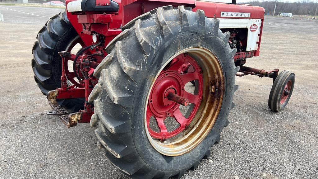 International Harvester 560 Tractors 40 to 99 HP for Sale | Tractor Zoom