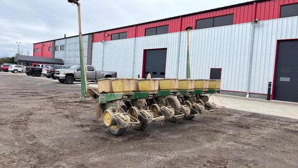 John Deere 7000 Planting Planters for Sale | Tractor Zoom