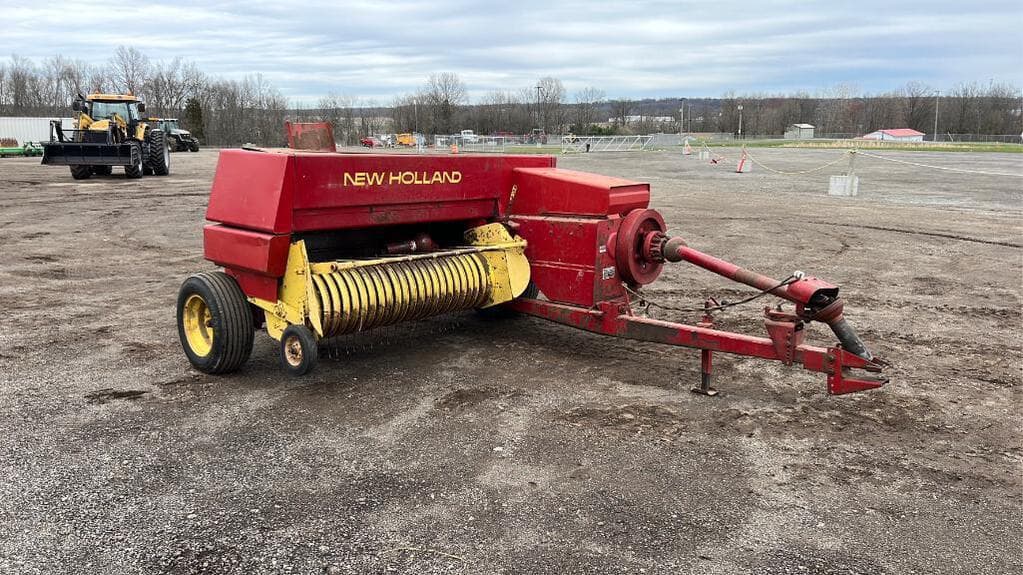 New Holland Hayliner 320 Hay and Forage Balers - Square for Sale ...