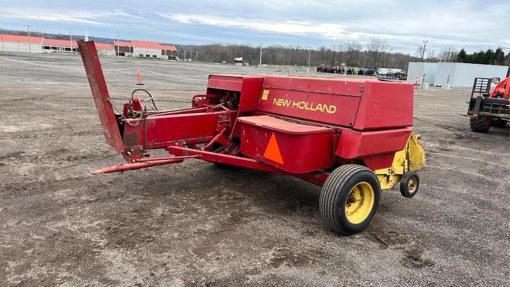 New Holland Hayliner 320 Hay and Forage Balers - Square for Sale ...