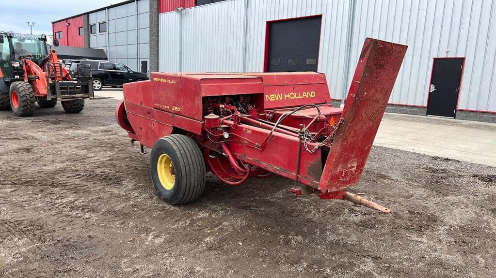 New Holland Hayliner 320 Hay and Forage Balers - Square for Sale ...