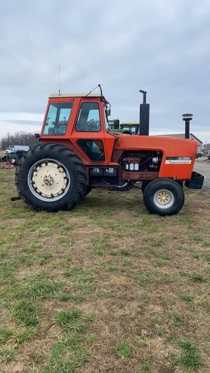 SOLD - Allis Chalmers 7040 Tractors 100 to 174 HP | Tractor Zoom