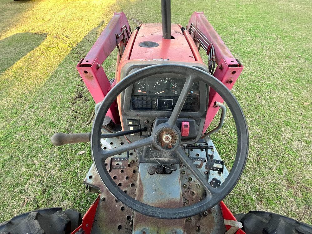 Massey Ferguson 4233 Tractors 40 to 99 HP for Sale | Tractor Zoom