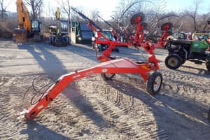 SOLD - Kuhn SR108 Lot No. 198 Hay and Forage with 20 ft | Tractor Zoom