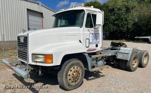 SOLD - 2000 Mack CH613 Lot No. JQ9739 Other Equipment with 586,114 mi | Tractor Zoom