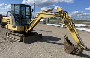SOLD - New Holland EC35 Lot No. 16046 Construction with --- Hrs ...