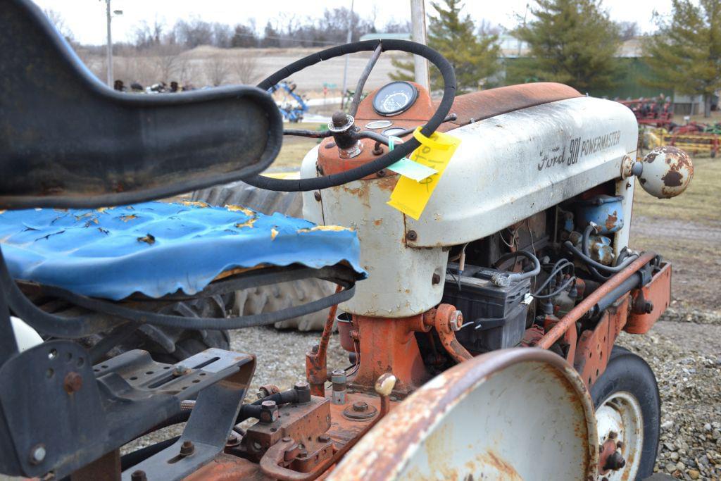 Tractor Zoom - Ford 901