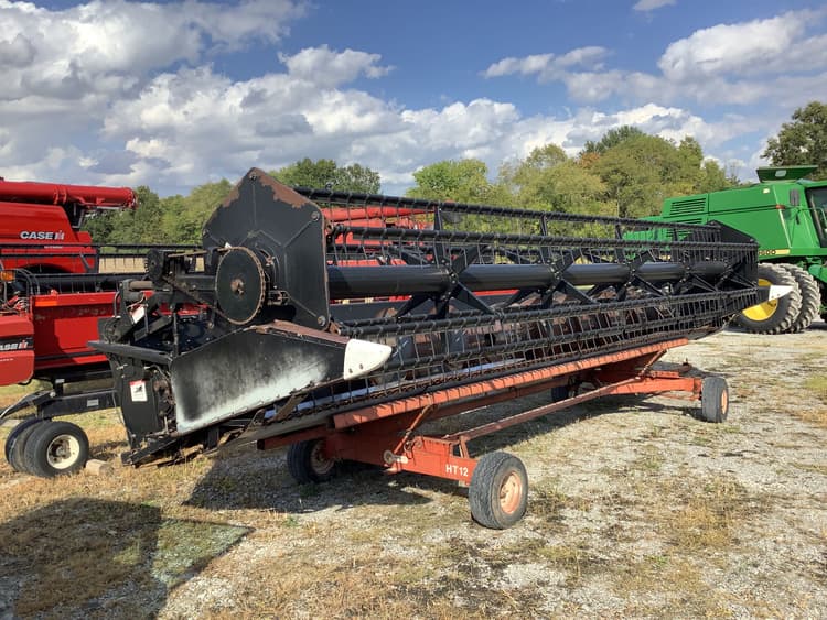 Gleaner 500 Harvesting Headers - Platform for Sale | Tractor Zoom