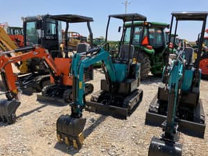 SOLD - AGROTK QH12 MINI EXCAVATOR NEW 1HR Lot No. 3851 Construction ...