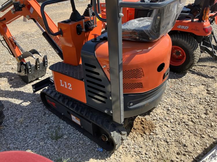 AGT Industrial L12 Construction Compact Excavators for Sale | Tractor Zoom