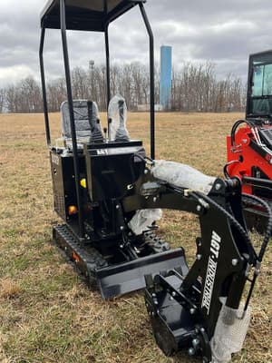 SOLD - 2023 AGT Industrial QS12R Lot No. 16484 Construction with ...