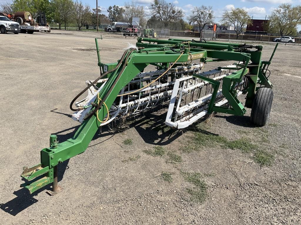 SOLD - ALLEN 789 Pull V Rake Hay and Forage | Tractor Zoom