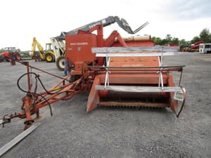 SOLD - Allis Chalmers 72 Lot No. 4228 Combines with --- Hrs | Tractor Zoom