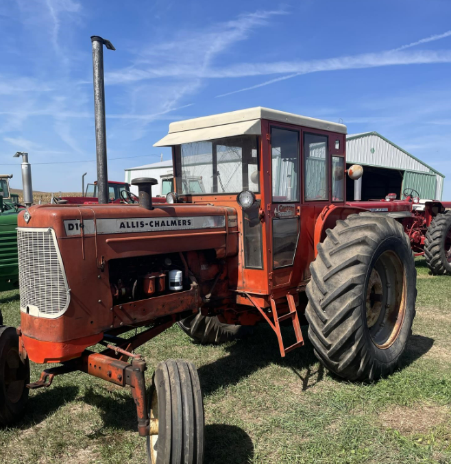 SOLD - Allis Chalmers D19 Tractors with 6,105 Hrs | Tractor Zoom